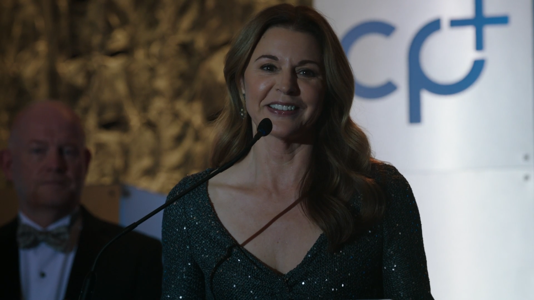 The Resident Screencaps - Daily Jane Leeves